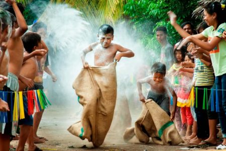 Bagi Kamu Anak 90an, Ayo Bernostalgia Sejenak dengan 17 Ide Permainan ...